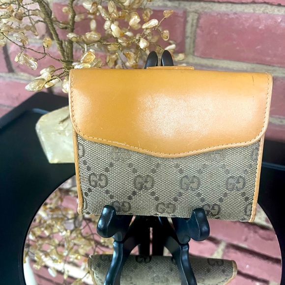 Gucci | Bags | Authentic Gucci Wallet | Poshmark